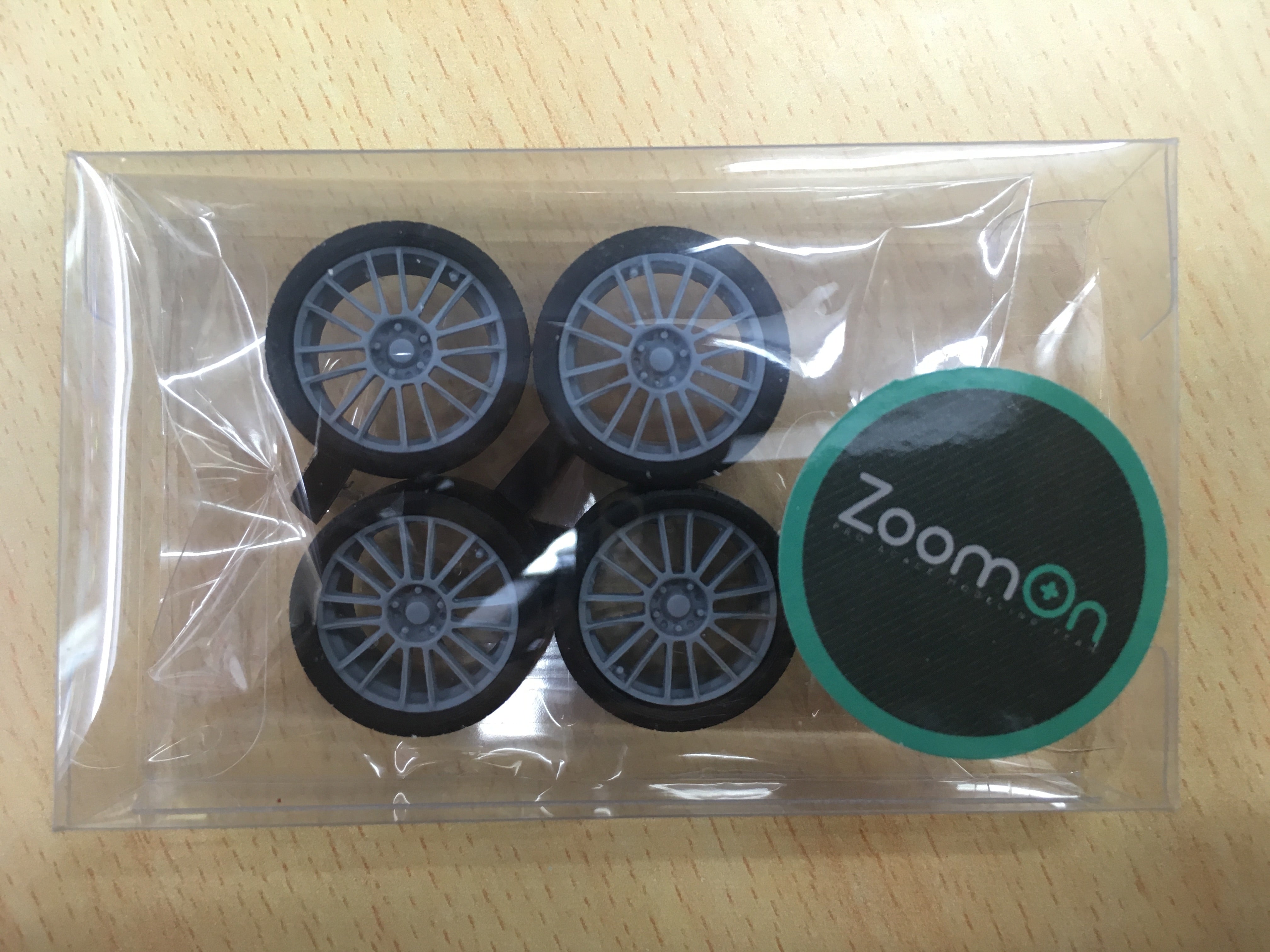 1/24 Scale Kit: Spoon Sports CR93 17" Wheel & Tyres Set ZR029